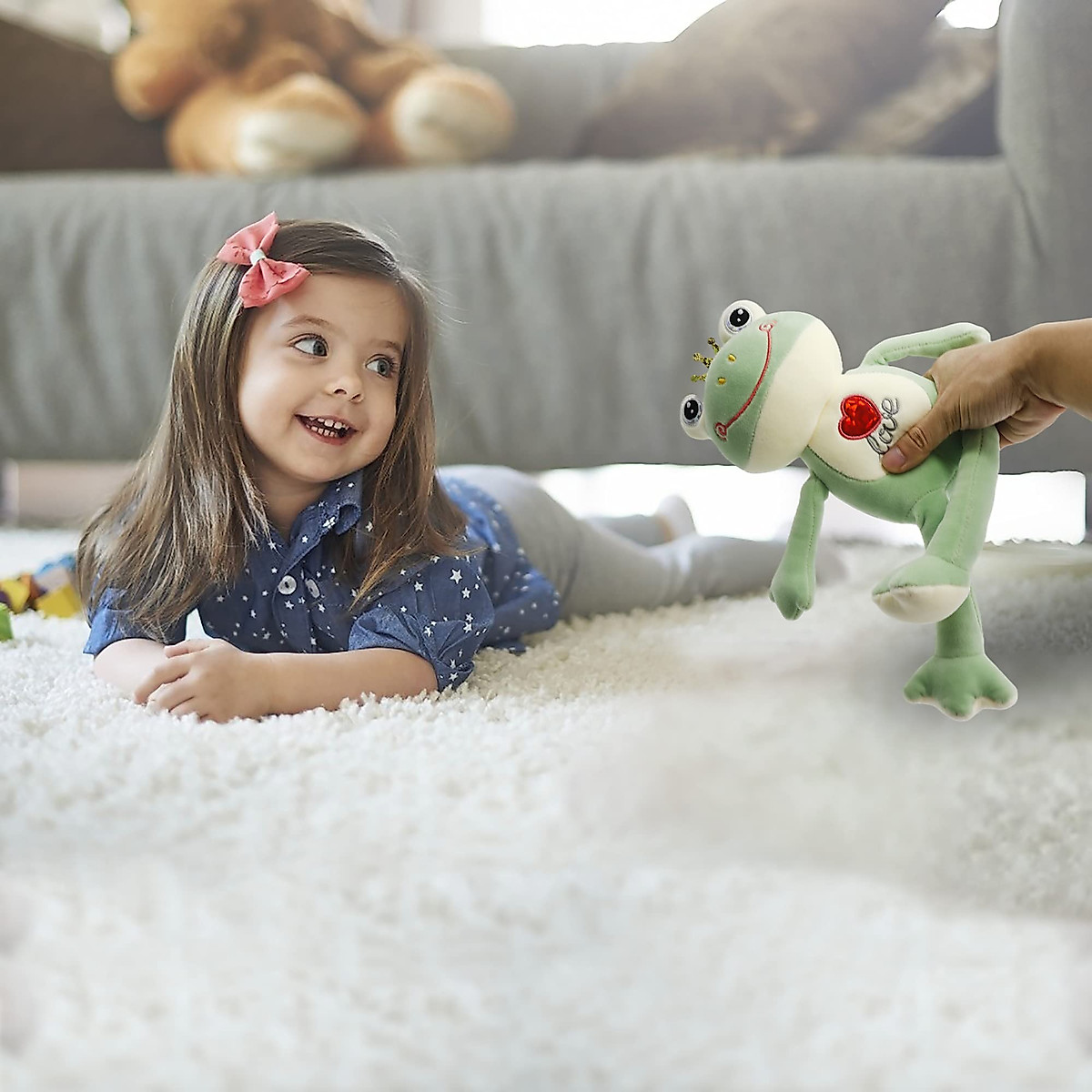 CAZOYEE Soft Frog Plush Stuffed Animal, Long-Leg Plush Frog Doll, Cute Stuffed Frog Plushies Gift for Kids, Creative Plush Frog Decoration, 8.8" (Heart)