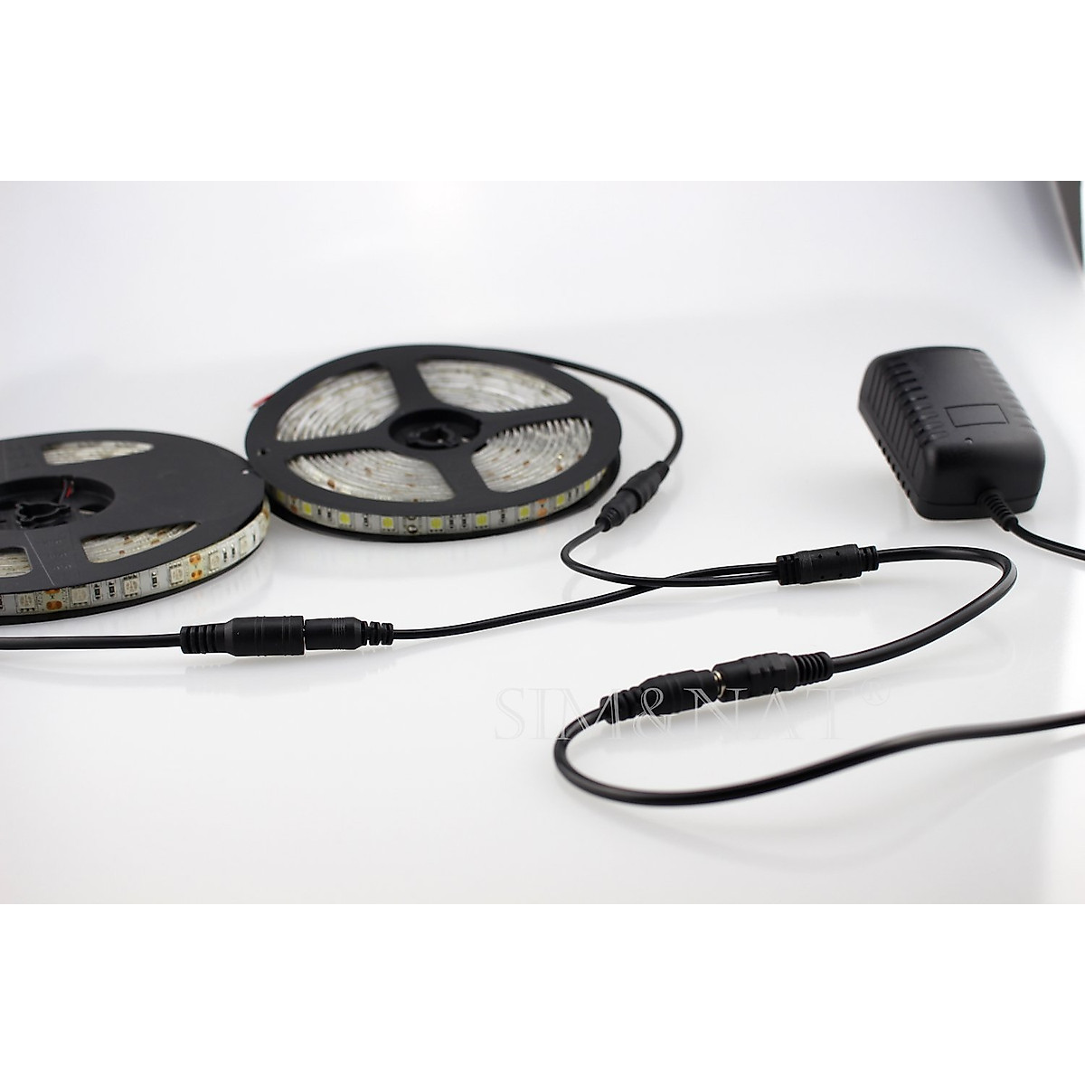 SIM&NAT 1 Female to 2 Male 5.5mm x 2.1mm DC Power Supply Splitter Cord, Y Splitter Adapter Wire, Y-Cable for Security CCTV Parking Camera, LED Strip Light, Pack of 2