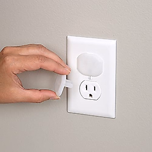 Safety 1st Plug Protectors (2-24 Packs)