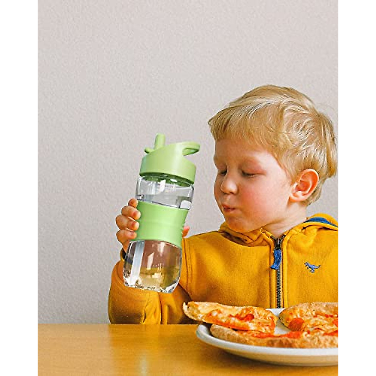 Sivphe Kids Water Bottle with Straw 12oz Leakproof Little School Small Tritan Plastic Drinking Bottle for Boys and Girls Indoor and Outdoor(Green)