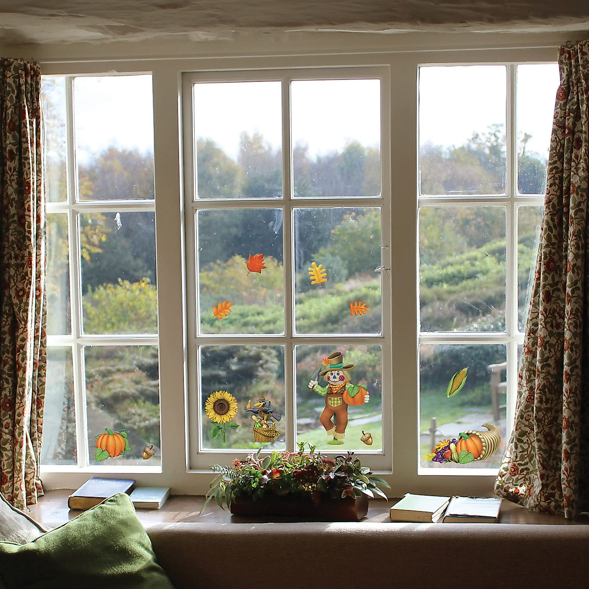 Beistle 90808 12-Piece Fall Thanksgiving Clings-1 Sheet, 12" x 17", Multicolor