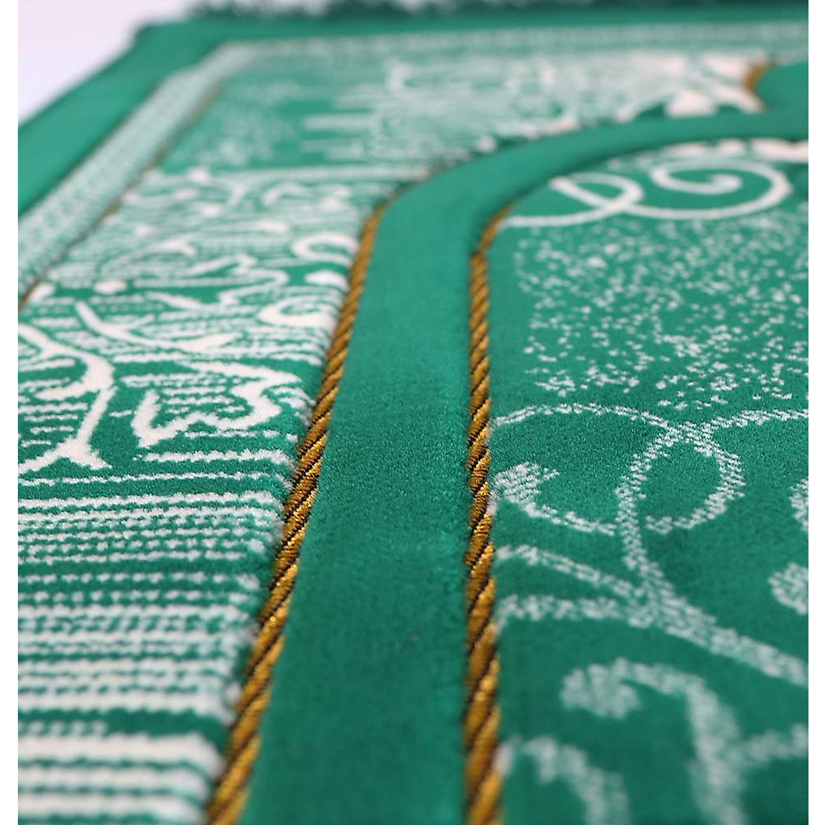 Modefa Turkish Islamic Prayer Rug | Soft Velvet Janamaz Praying Carpet | Muslim Praying Mat for Men & Women Ramadan or Eid | with Car Hanger | Classic Elegant Swirl (Green)