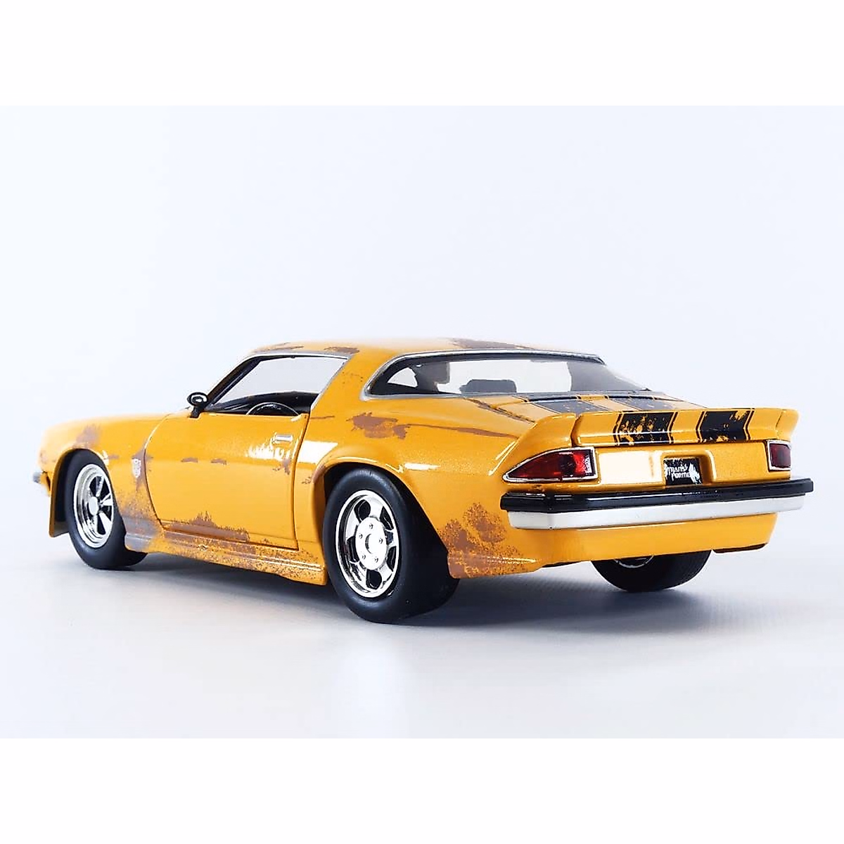 Transformers 1:24 1977 Chevy Camaro Bumblebee Die-cast Car with Coin, Toys for Kids and Adults