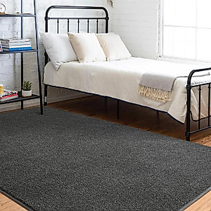 Rtizon Area Rug for Bedroom, 4x6 Feet Black and White Shag Rugs with Memory Foam for Living Room Dorm, Machine Washable Carpet for Girls Kids Nursery Play Room