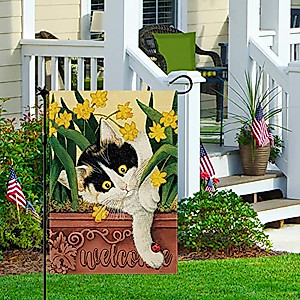 CMEGKE Spring Summer Cat Garden Flag, Spring Summer Cat Daffodils Flags, Spring Summer Flags Summer Spring Rustic Vertical Double Sided Burlap Cat Daffodils Floral Home Holiday Party Farmhouse Yard Lawn Outside Decorations 12.5 x 18 In