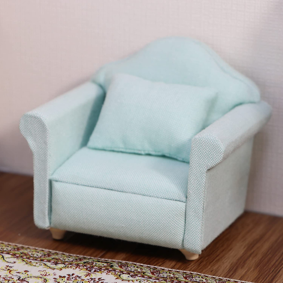 Dollhouse Couch with Pillow 1 12 Scale Miniature Sofa Arm Chair Living Room Furniture Wooden Fabric Frame Single Reading Chair Artificial House Room Scene Decoration (Green)