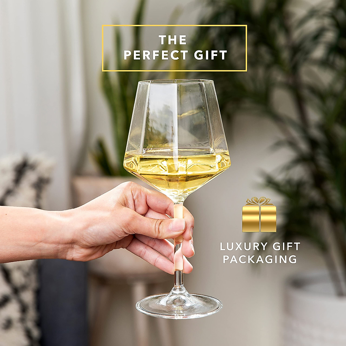 Dragon Glassware Wine Glasses, Clear Diamond Shaped Barware, Large Drinkware for Red and White Wine, Unique Gift for Wine Lovers, 18 oz Capacity, Set of 2