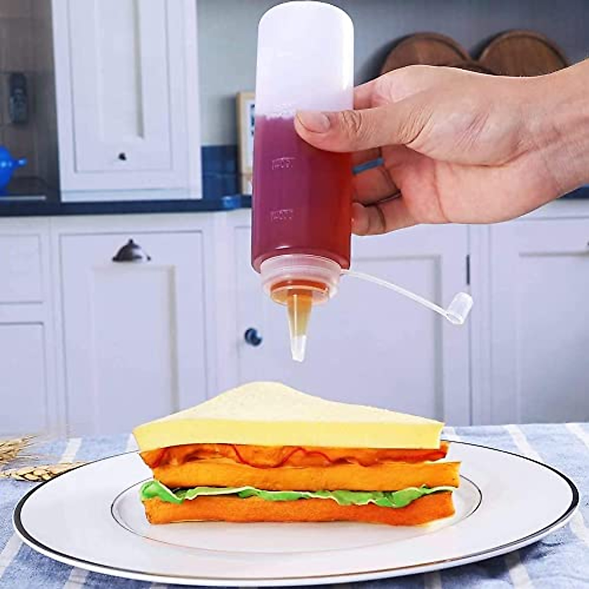 Condiment Squeeze Bottles, Abnaok 2-Pack 8 oz Food Grade Plastic Squeeze Condiment Bottles with Twist On Cap Lids for Sauces, Paint,Oil, Condiments,Salad Dressings, Arts and Crafts