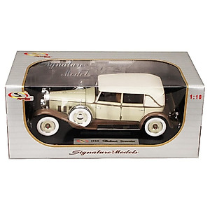 1930 Packard Brewster, Beige/Tan - Signature Models 18103F - 1/18 Scale Diecast Model Car