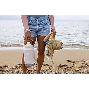 Stanley Iceflow Fast Flow Jug | Recycled Stainless Steel Water Tumbler | Keeps Drink Cold and Iced for Hours | Easy Carry Handle | 96 OZ | Rose Quartz