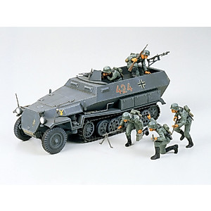 Tamiya 35020 1/35 German Hanomag SDKFZ 251/1 Plastic Model Kit