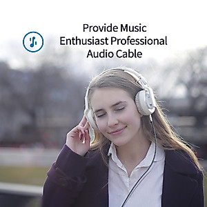 Meokse 3.5mm Audio Cable Male to Male 2FT/0.6M Stereo Aux Cord 90 Degree Right Angle Aux Cable Nylon Braided Aux Cable Compatible with Beats iPhone Tablets Speakers 24K Gold Plated