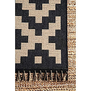 nuLOOM CTTR09A-406 Annalise Modern Aztec Indoor/Outdoor Area Rug, 4' x 6', Black Restaurant