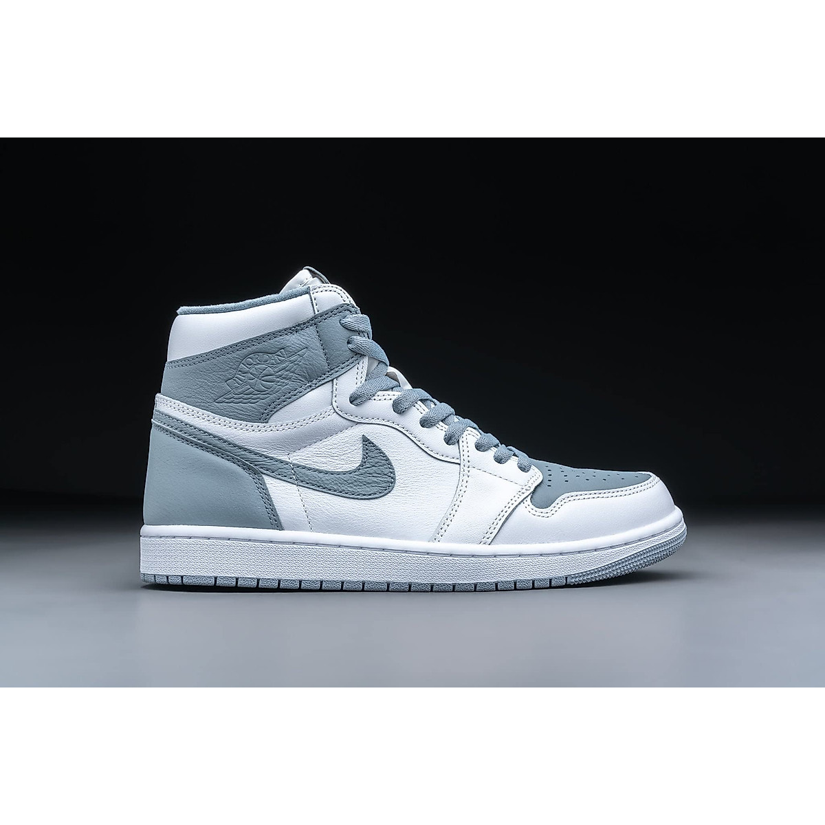 Nike Jordan Mens Air Jordan 1 High OG 555088 037 Stealth - Size 8.5, Stealth/White