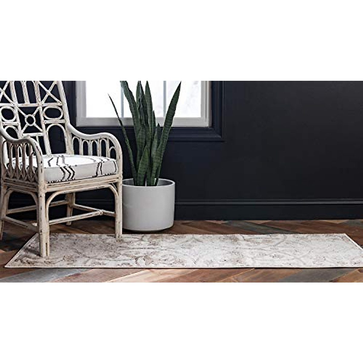 Unique Loom Rushmore Collection Classic Traditional White Tone-on-Tone Textured Intricate Design Area Rug (3' 0 x 9' 10 Runner, Tan/ Beige)