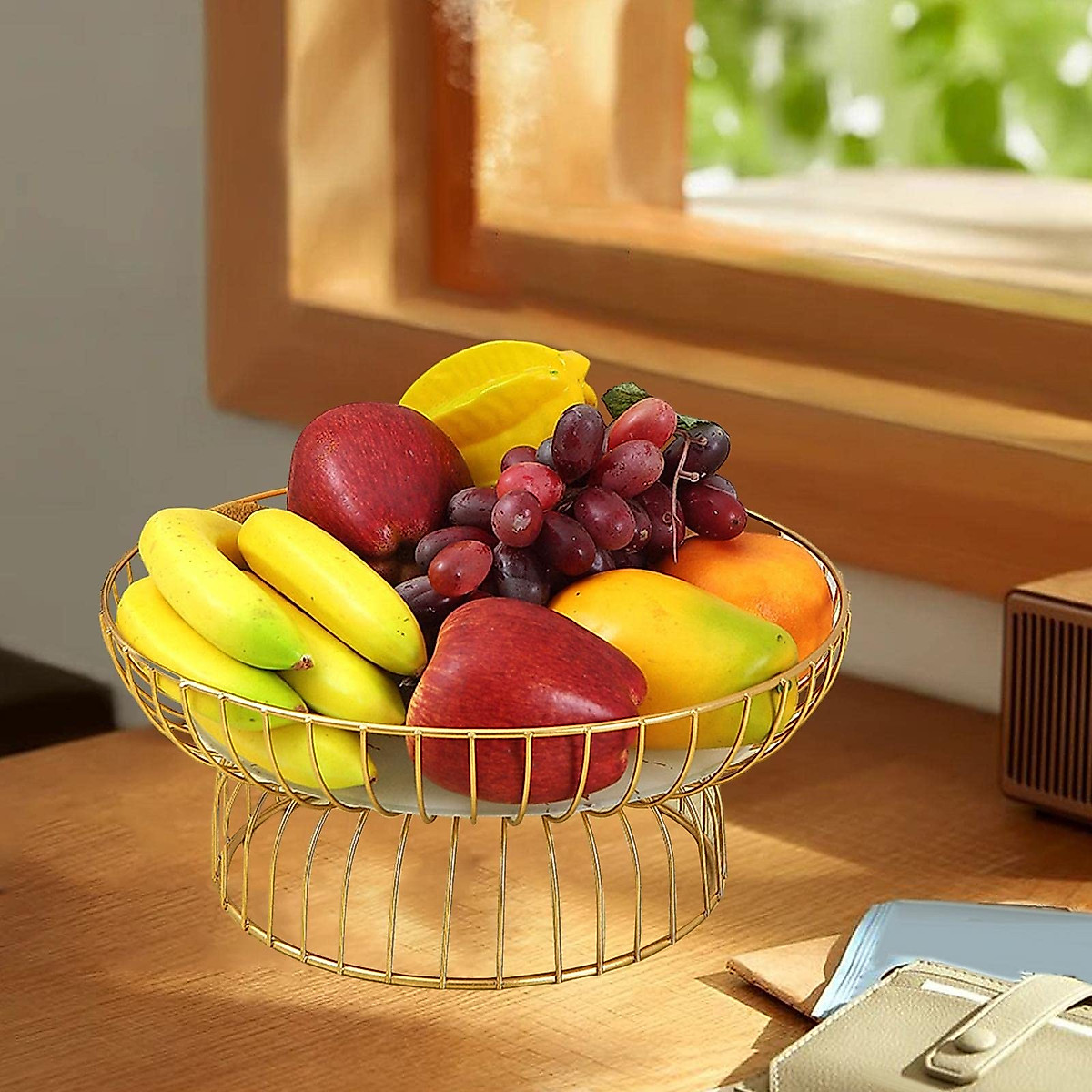 WeiLaiKeQi Fruit Basket Fruit Holder Serving Bowl Fruit Tray Cakes Holder Round Bread Storage Basket Fruit Bowl for Outdoor Parties Household Garden, 25cm Glass Bottom