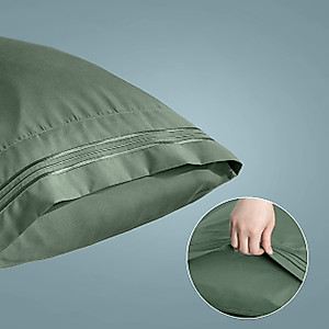 Aormenzy Microfiber Pillow Cases - Standard Size Set of 4-1800 Thread Count Ultra Soft Green Pillowcases - Wrinkle Resistant Pillow Covers with Envelope Closure - 20" x 26"