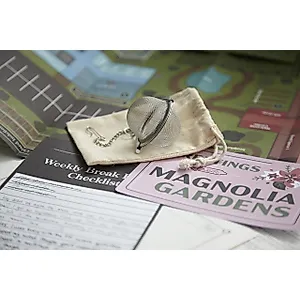 Hunt A Killer Nancy Drew - Mystery at Magnolia Gardens, Immersive Murder Mystery Game, Examine Evidence, Eliminate Suspects, Catch the Culprit, For Aspiring Detectives, Game Night, AMZ Exclusive