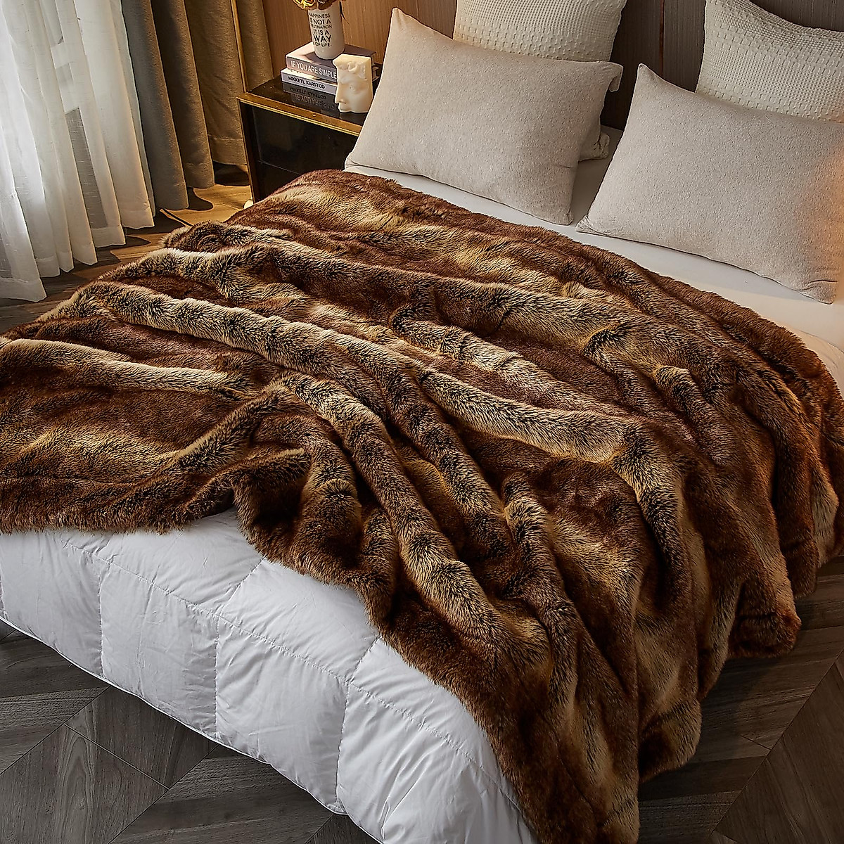 HOMFINE Luxury Faux Fur Blanket - Super Thick Warm Long Fluff Fuzzy Throw Blanket for Bed, Sofa, Couch, Home Decor with Soft Cozy Plush Velvet Back, 60"x80", Deluxe Brown