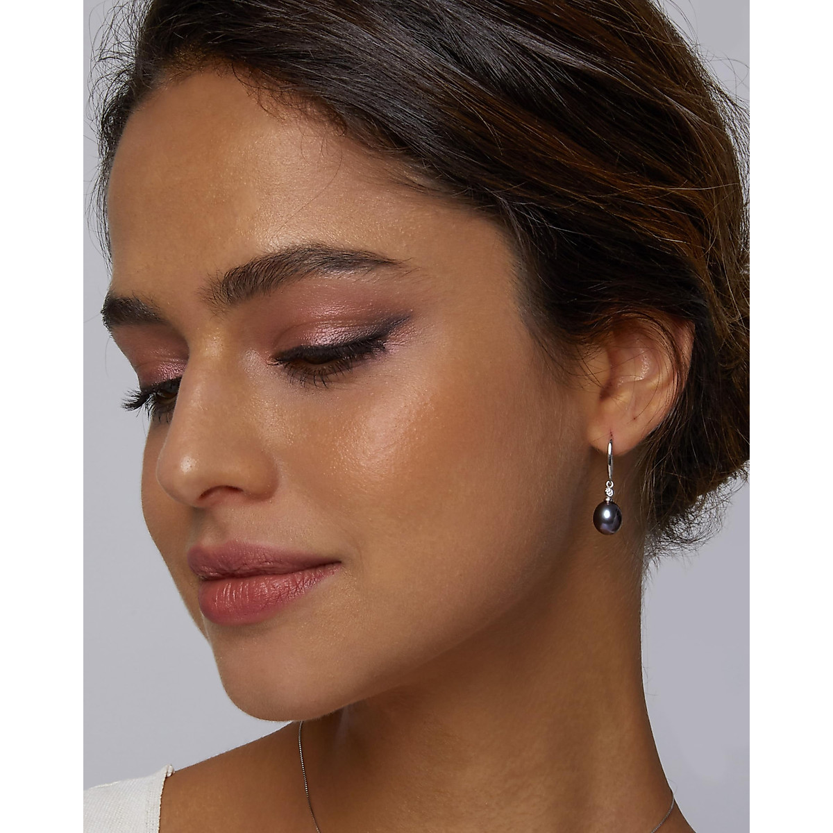 Michooyel 925 Sterling Silver Freshwater Cultured Pearl Dangle Drop Earrings for Women AAA+ Quality 8mm Black Pearl Earrings Cubic Zirconia Women's Earrings