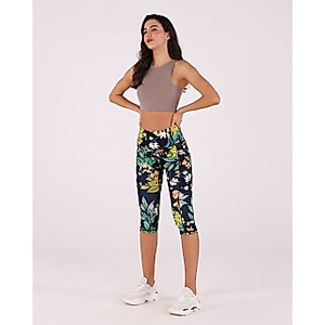 ODODOS Women's High Waisted Printed Yoga Capris with Pocket, Tummy Control Non See Through Workout Sports Running Athletic Capri Leggings, Tropical Flower, Large
