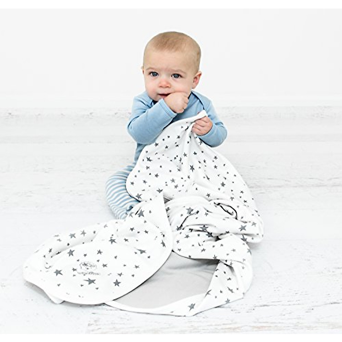 Woolino Toddler Blanket - Merino Wool and Organic Cotton Baby Blanket for Girls and Boys - 4 Season - 52.5” x 40” - Gray Stars