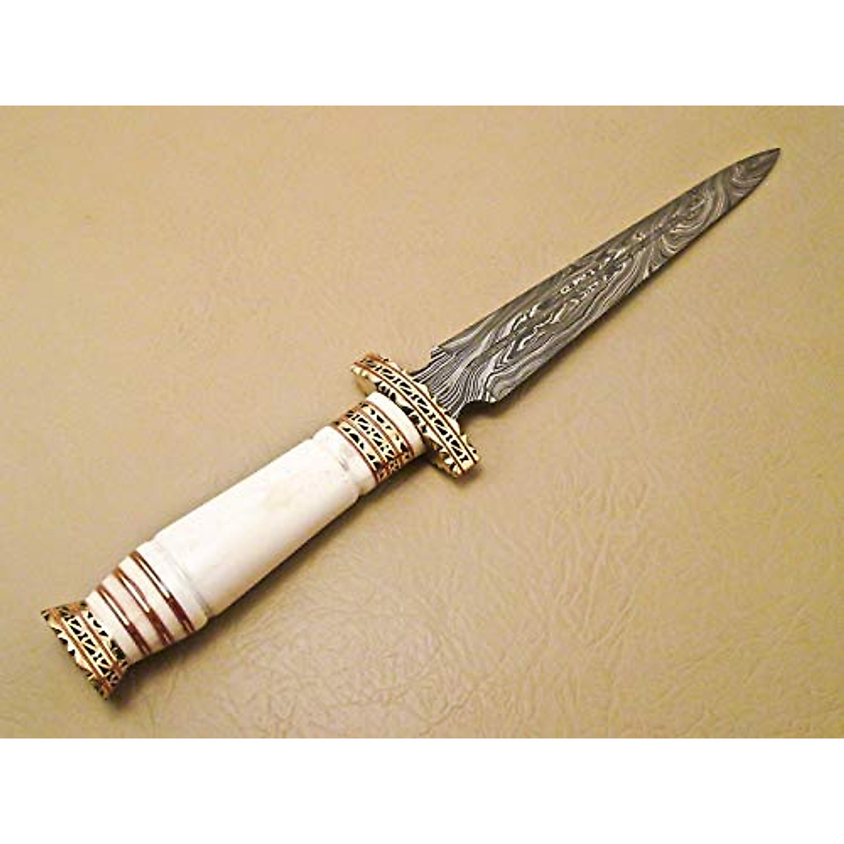 Skokie Knives Hand Made Damascus Steel Hunting Dagger Knife Handle Original Camel Bone with Perfect Grip