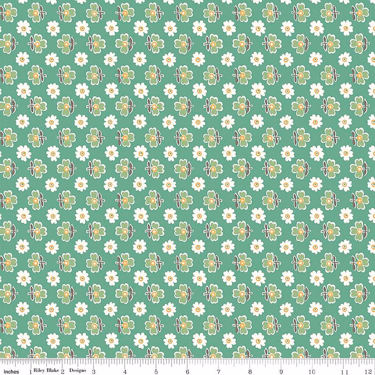 Flea Market Fat Quarter Bundle (39 Pieces) by Lori Holt for Riley Blake 18 x 21 inches (45.72 cm x 53.34 cm) Fabric cuts DIY Quilt Fabric