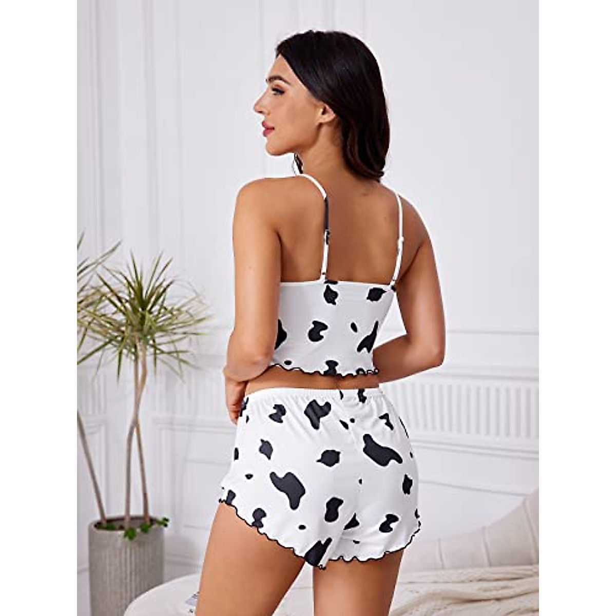 SOLY HUX Women's Sexy Pajama Set Floral Print Lace Trim Cami Top and Shorts V Neck Ruffled Nightwear Sleepwear Black White S