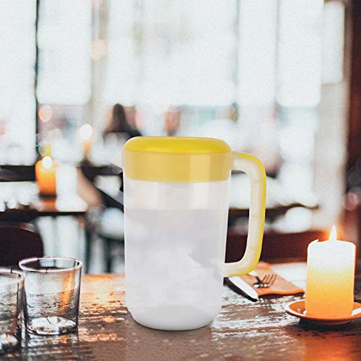 Housoutil Plastic Large Water Pitcher with Lid, 1 Gallon/ 4L Carafes Drinks Water Jug, Shatterproof Straining Pitcher Round Lid for Hot/ Cold Lemonade Juice Beverage Ice Tea Kettle ( Yellow )