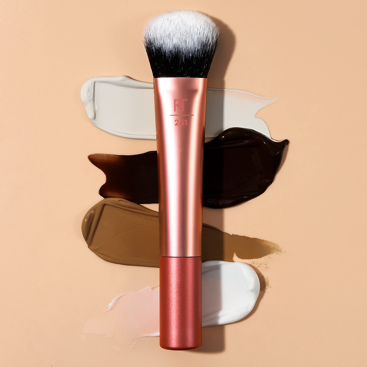 Real Techniques Seamless Complexion Makeup Brush, For Foundation, Primer, & Moisturizer, Multipurpose Foundation Brush Or Skincare Tool, Streak-Free, Buildable Coverage & Natural Finish, 1 Count