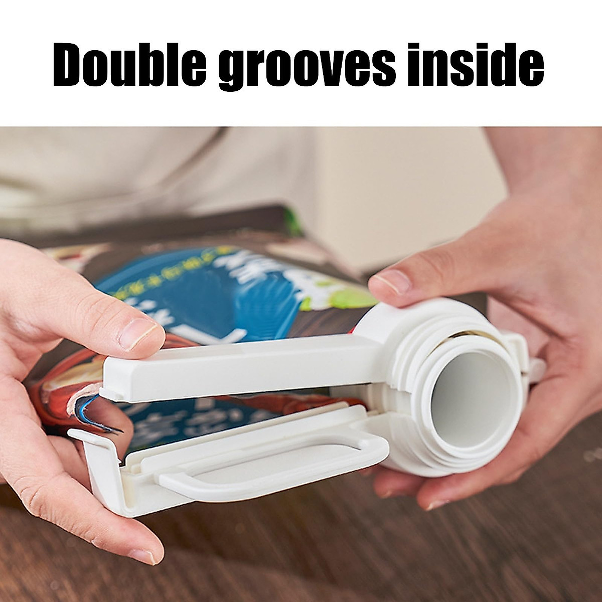 OTEB Bag Clip with Pour Spout, Seal and Pour Bag Clip, Food Bag Sealing Clip with Pour Spout, Reusable Plastic Cap Sealer Clips for Snack, Oatmeal, Coffee, Great Clips Bags for Kitchen(3pcs)