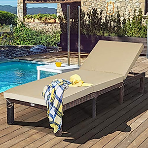 Tangkula Rattan Wicker Chaise Lounge Chair, Outdoor Patio Lounger Recliner Chair w/Adjustable Backrest, Heavy-Duty Reclining Chair Sunbed with Thick Zippered Cushion for Garden Yard Patio (1, Brown)