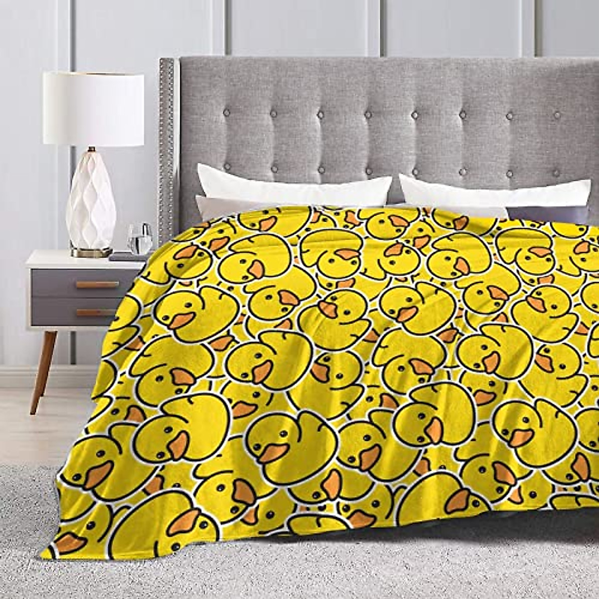 Perinsto Cute Rubber Duck Throw Blanket Ultra Soft Warm All Season Yellow Cartoon Ducks Decorative Fleece Blankets for Bed Chair Car Sofa Couch Bedroom 50"X40"