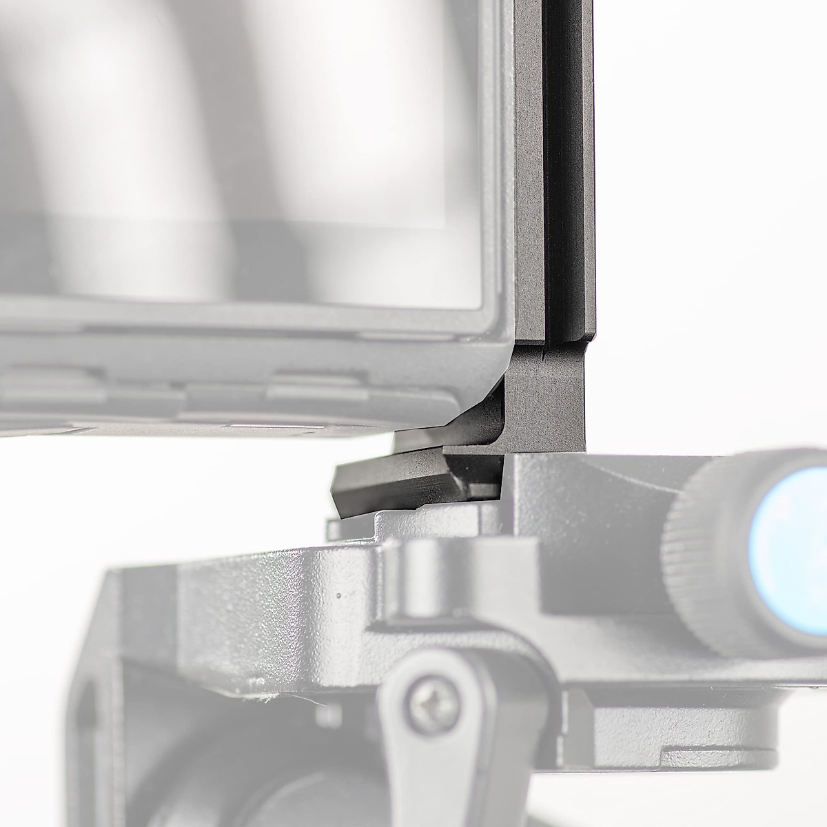 SLIK i-Bracket Arca-Compatible Quick Release Plate for Mirrorless Canon R, Nikon Z and Sony a7 Series Cameras, Black (618-750)