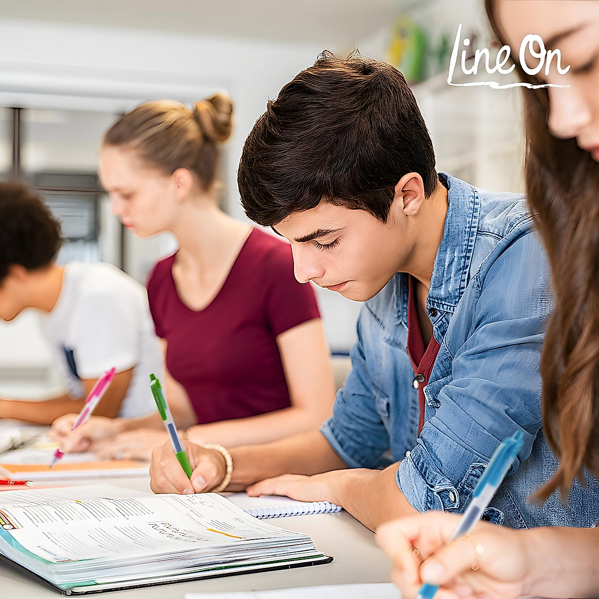 Colored Gel Pens, Lineon 24 Colors Retractable Gel Ink Pens with Grip, Medium Point(0.7mm) Smooth Writing Perfect for Adults and Kids Journal Notebook Planner, Writing in Office and School