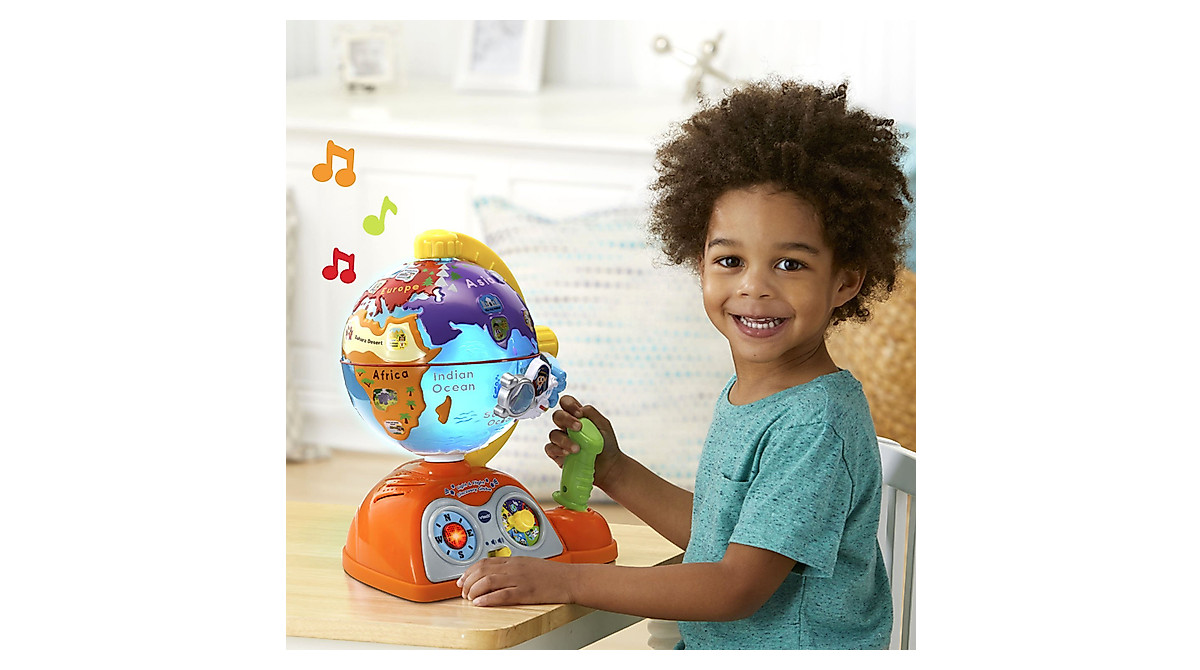 Explore with VTech Light and Flight Discovery Globe