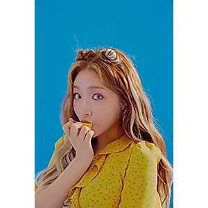 Chungha - [Blooming Blue]3rd Mini Album CD+82p Booklet+1p Post+Card+Bookmark K-POP Sealed