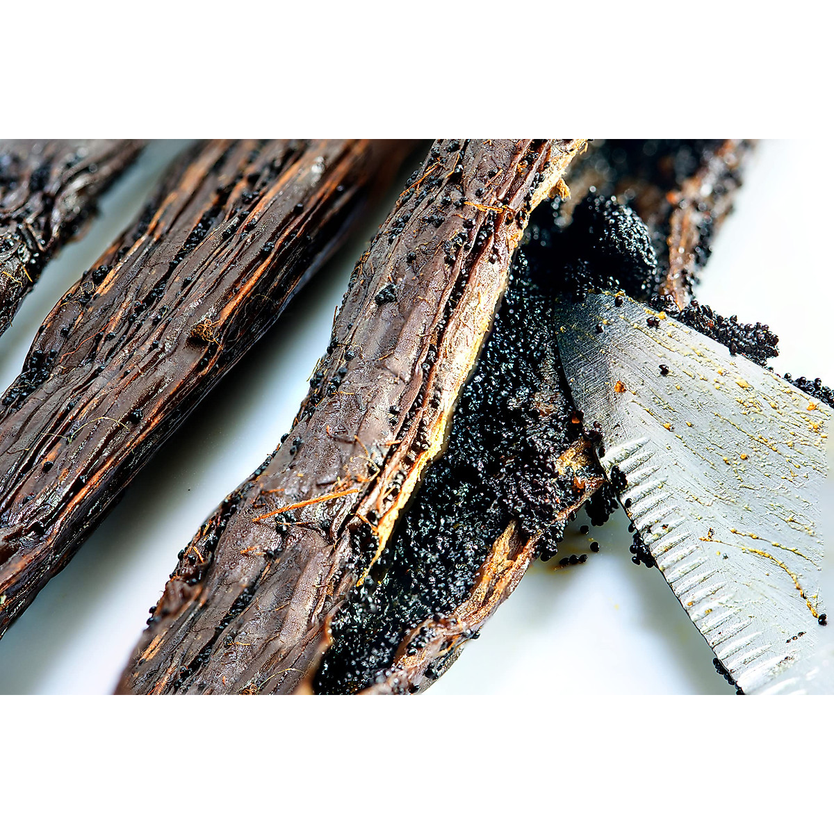 Pure Vanilla Extract - Made with Bourbon Madagascar Vanilla Beans - 4 fl oz – For Baking, Desserts, Home Cooking and Chefs