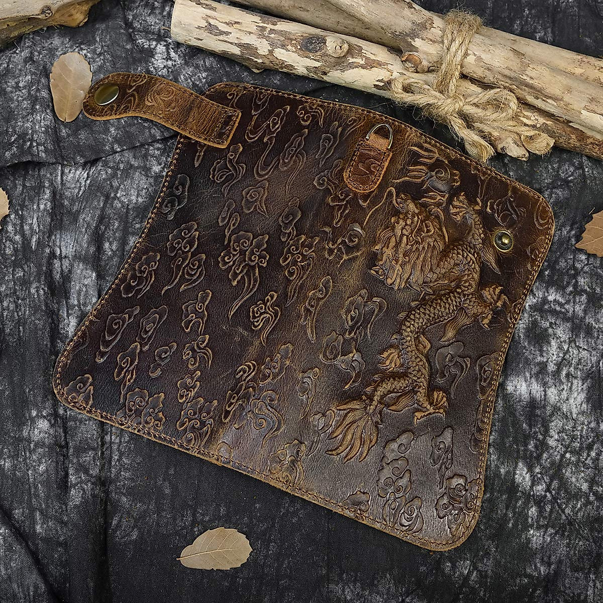 LUUFAN Men's Genuine Leather Long Wallet Chain Wallet Card holder Wallet with Coin Pocket (Dragon)