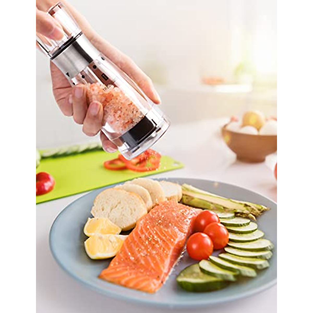 Pepper Grinder or Salt Mill Set Grind Smoothly-Adjustable Coarseness Refillable Pepper Mill Grinder Easy To Clean TREBLEWIND