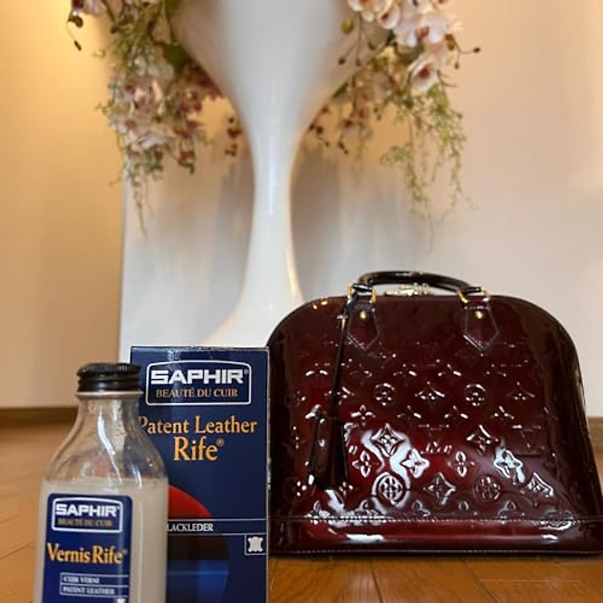 SAPHIR Vernis Rife - Patent Leather Cleaner - Shine, Clean and Protect against Cracking - Neutral - 100mL
