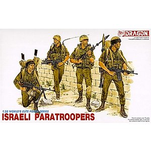 Platz 1/35 Israeli Paratroopers Model Kit