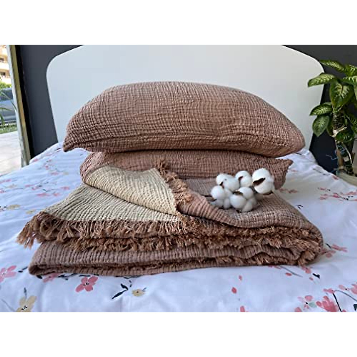 Muslin Blanket 100% Cotton, 4 Layers Bedspread, Soft Turkish Cotton Muslin Bed Cover, Reversible Coverlet, Brown (King Size 95x102-230x260cm)