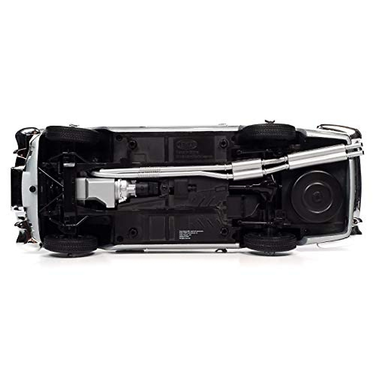 Auto World James Bond 1965 Aston Martin DB5 Coupe (No Time to Die) 1:18 Diecast Model Kit