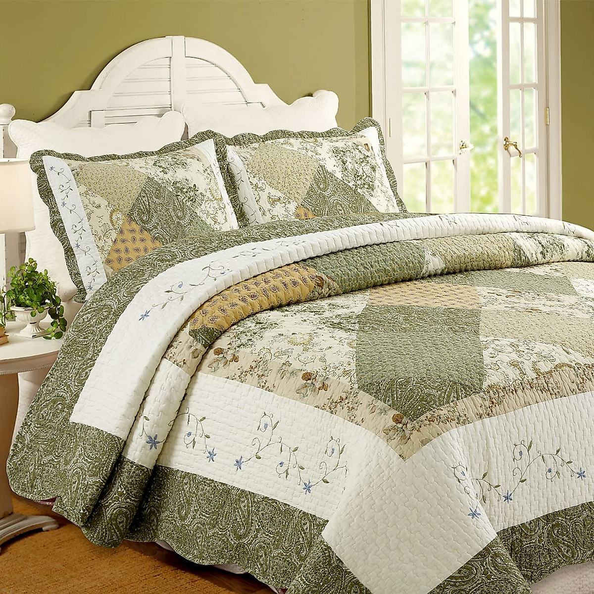 Cozy Line Home Fashions Floral Real Patchwork Green Beige Khaki Yellow Scalloped Edge Country 100% Cotton Quilt Bedding Set, Reversible Coverlet Bedspread (Laura, Twin - 2 Piece)
