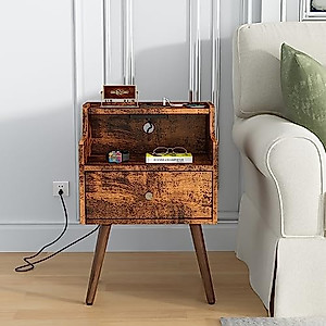Nightstand with Drawer, Side Table with Charging Station, Mid-Century Modern End Table, 2-Tiers Storage Space Bedside Table with Solid Wood Legs, Brown Night Stand for Living Room, Bedroom