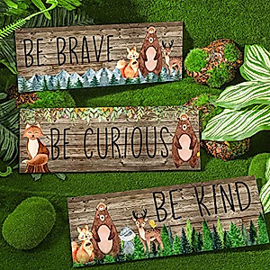 3 Pcs Woodland Nursery Decor Safari Nursery Woodland Animals Themed Painting Wooden Be Kind Brave Curious Sign Framed Wall Art Forest Nursery Decor Inspirational Pictures for Baby Bedroom, 11 x 4 Inch