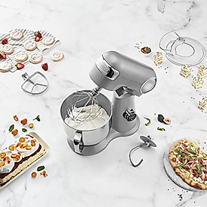Cuisinart SMD-50BC Precision Pro 5.5-Quart Digital Stand Mixer With 12-Speeds, 3 Preprogrammed Food Prep Settings, Mixing Bowl, Whisk, Flat Mixing Paddle, Dough Hook, And Splash Guard, Silver Lining