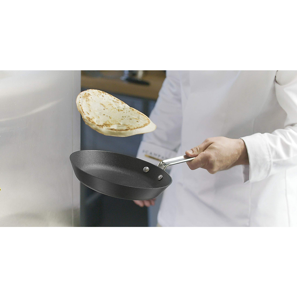 SCANPAN Scan Pan TechnIQ Series Modern Skillet Frying Pan 10.2 inches (26 cm), Induction Compatible, 10.2 inches (26 cm), Oven Safe, Pfoa Free, Safe Frying Pan STRATANIUM+ (8.7 inches (22 cm)